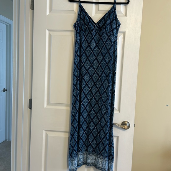LOFT | Dresses | Loft Print Maxi Dress Blue Mp | Poshmark